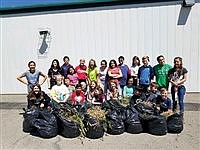 Battle Mountain fifth-graders clean up playground | Great Basin Sun