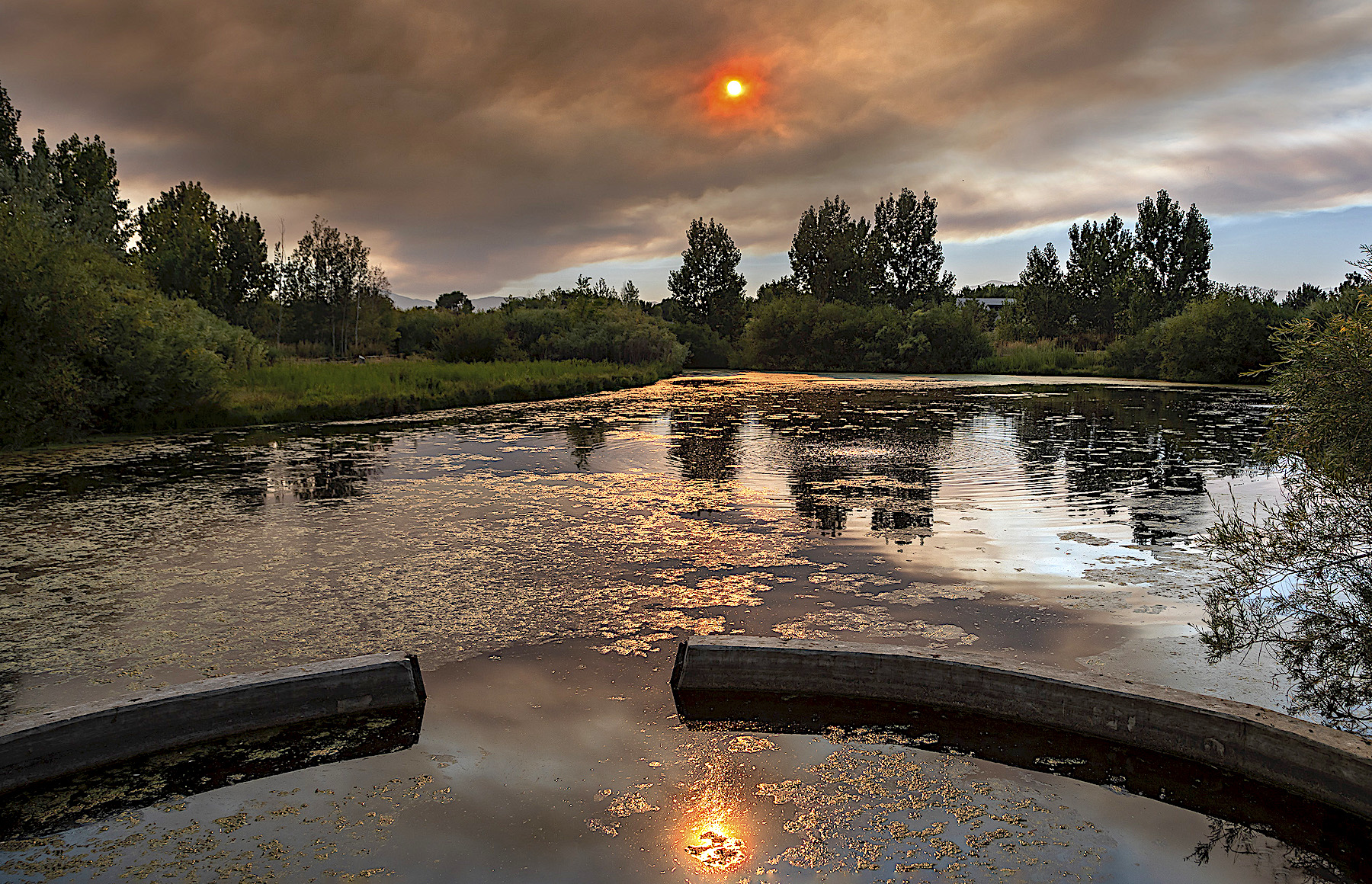 Update: Smoke, ash arrive in Gardnerville from new Sierra Fire ...