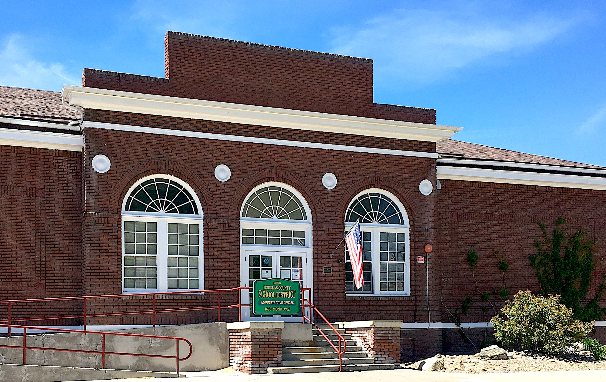 Ethics Panel: Trustees voted to stick school district with legal bill | Serving Minden ...