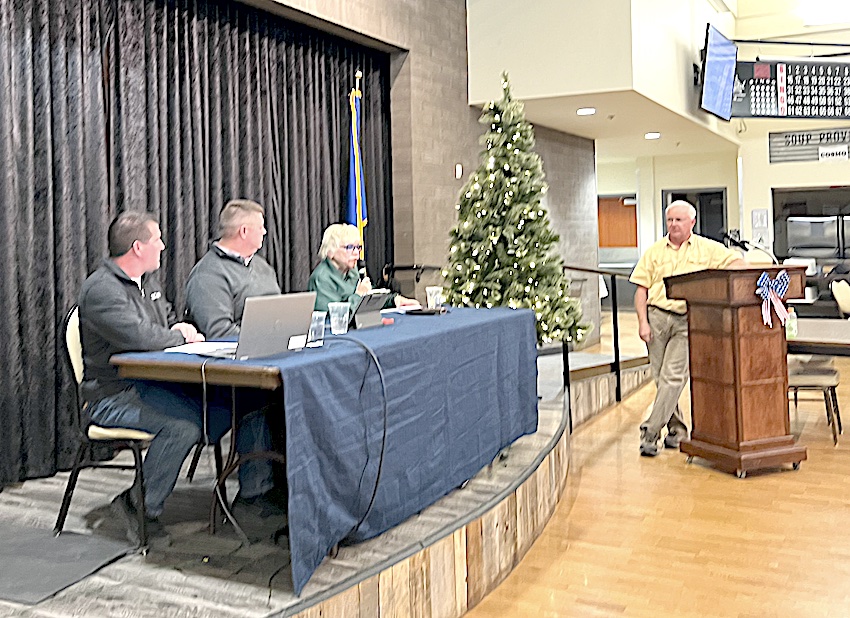 Airline service a ‘nonstarter’ | Serving Minden-Gardnerville and Carson ...