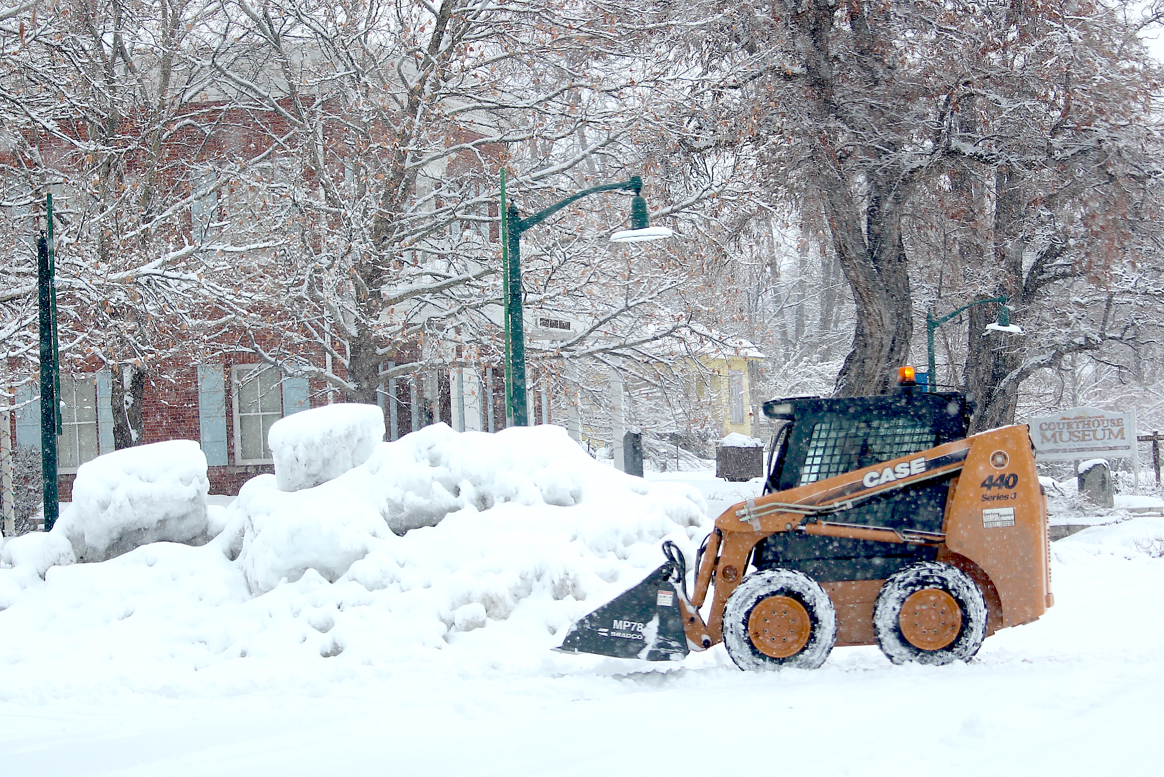 Collisions abound as snow brings slick conditions | Serving Minden ...