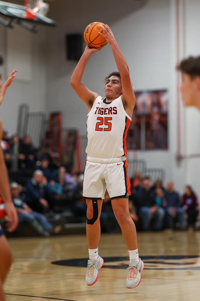 Tigers run away from Mustangs | Serving Minden-Gardnerville and Carson ...