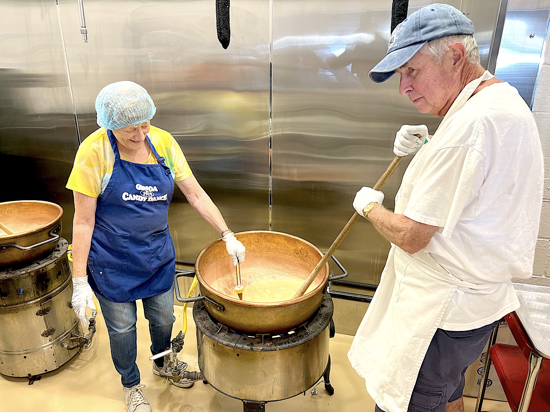 Candy makers pour first batch of fudge | Serving Minden-Gardnerville ...