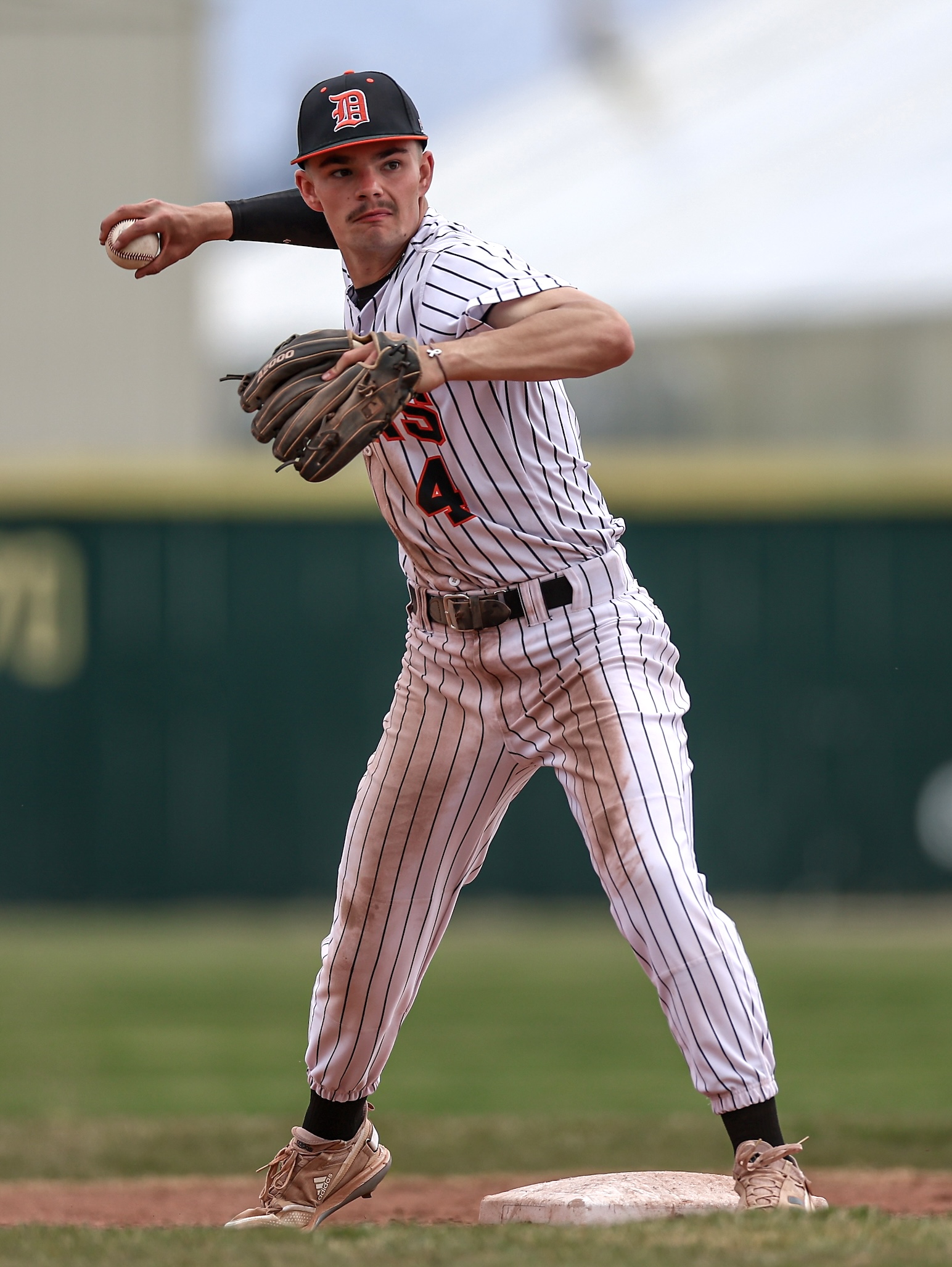 Prep standings: Douglas in a dogfight as regionals approach | Serving ...