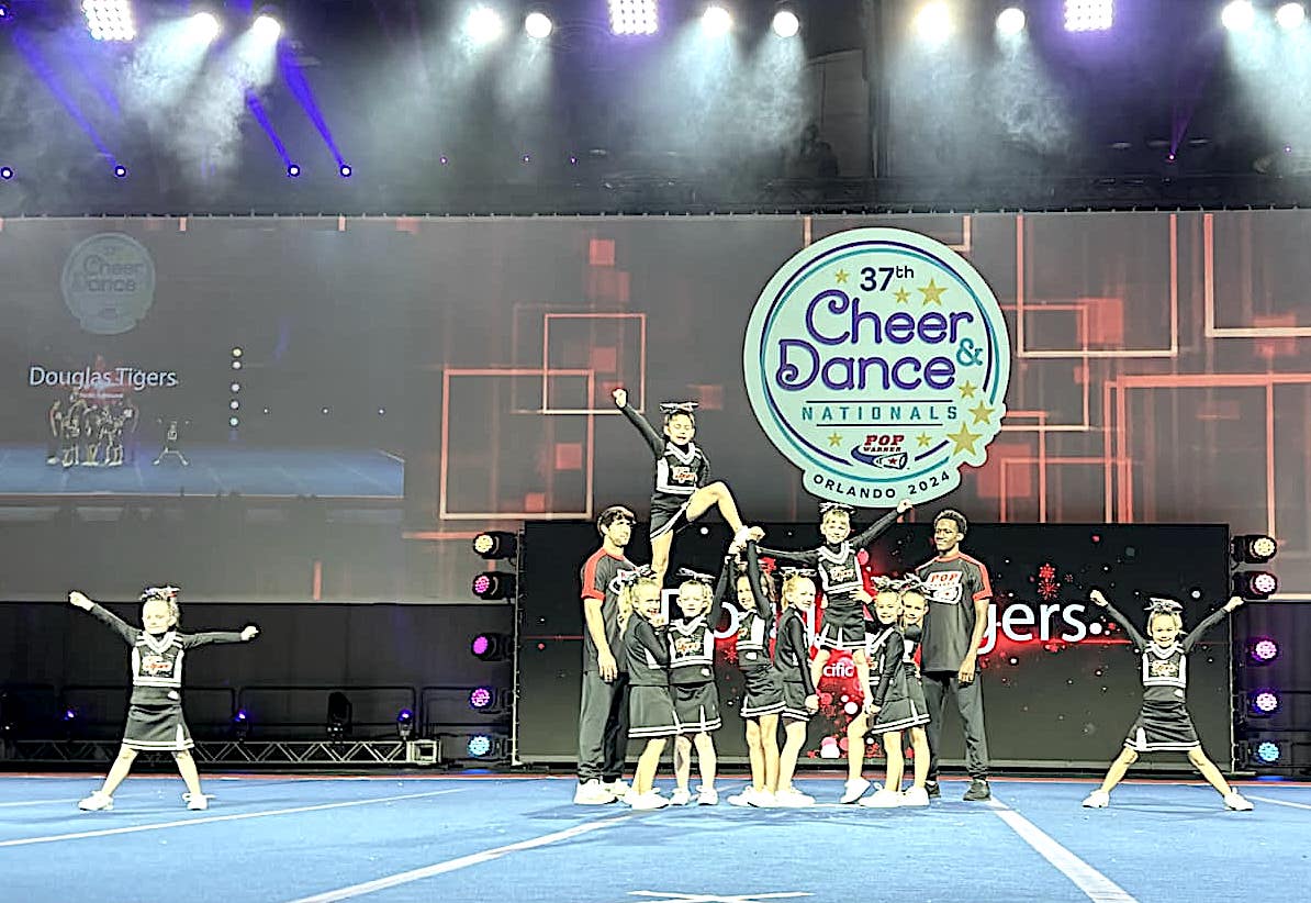 Tiny Mite cheerleaders bring home medals | Serving Minden-Gardnerville ...