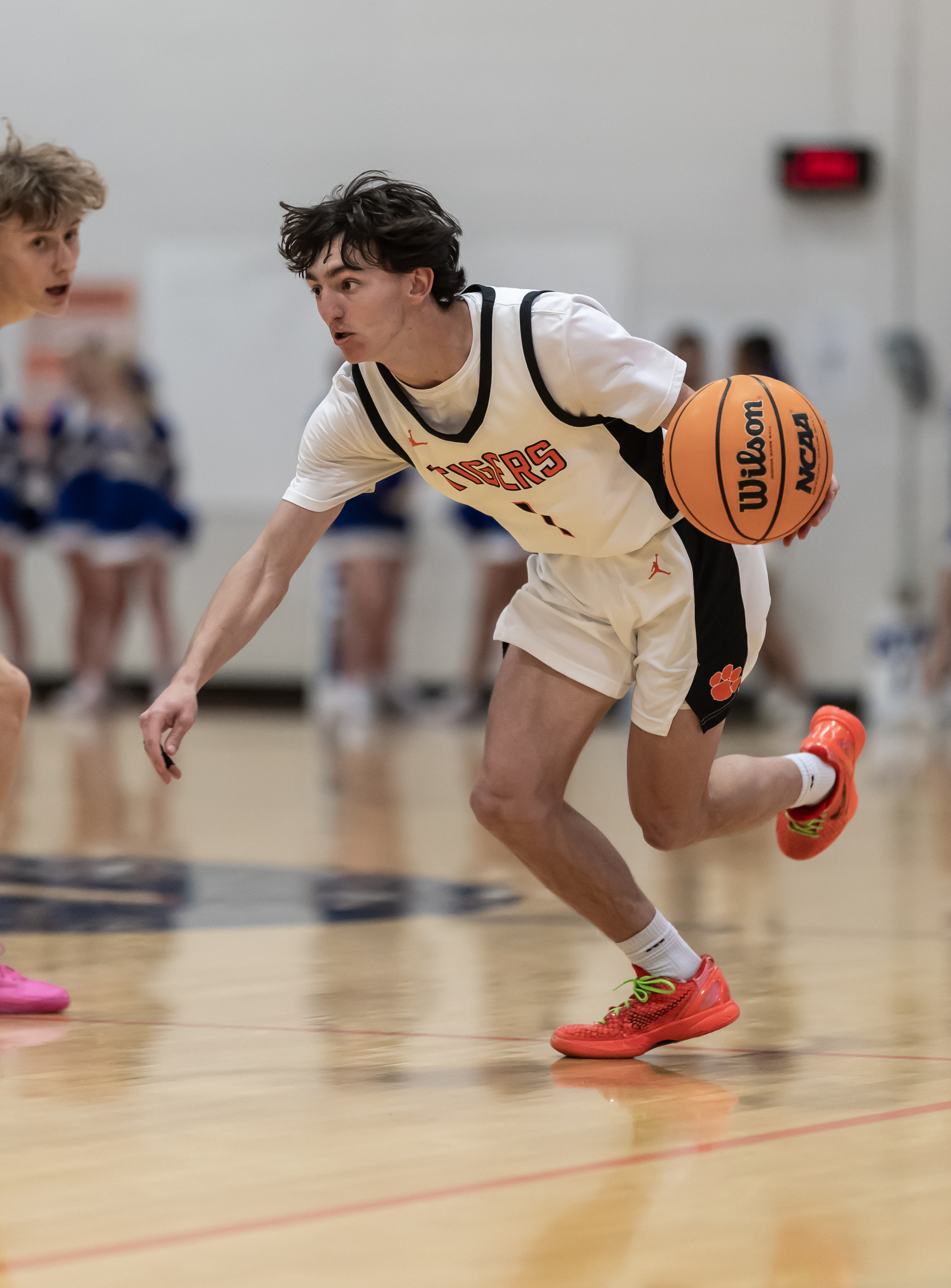 Douglas boys basketball downs Carson | Serving Minden-Gardnerville and ...