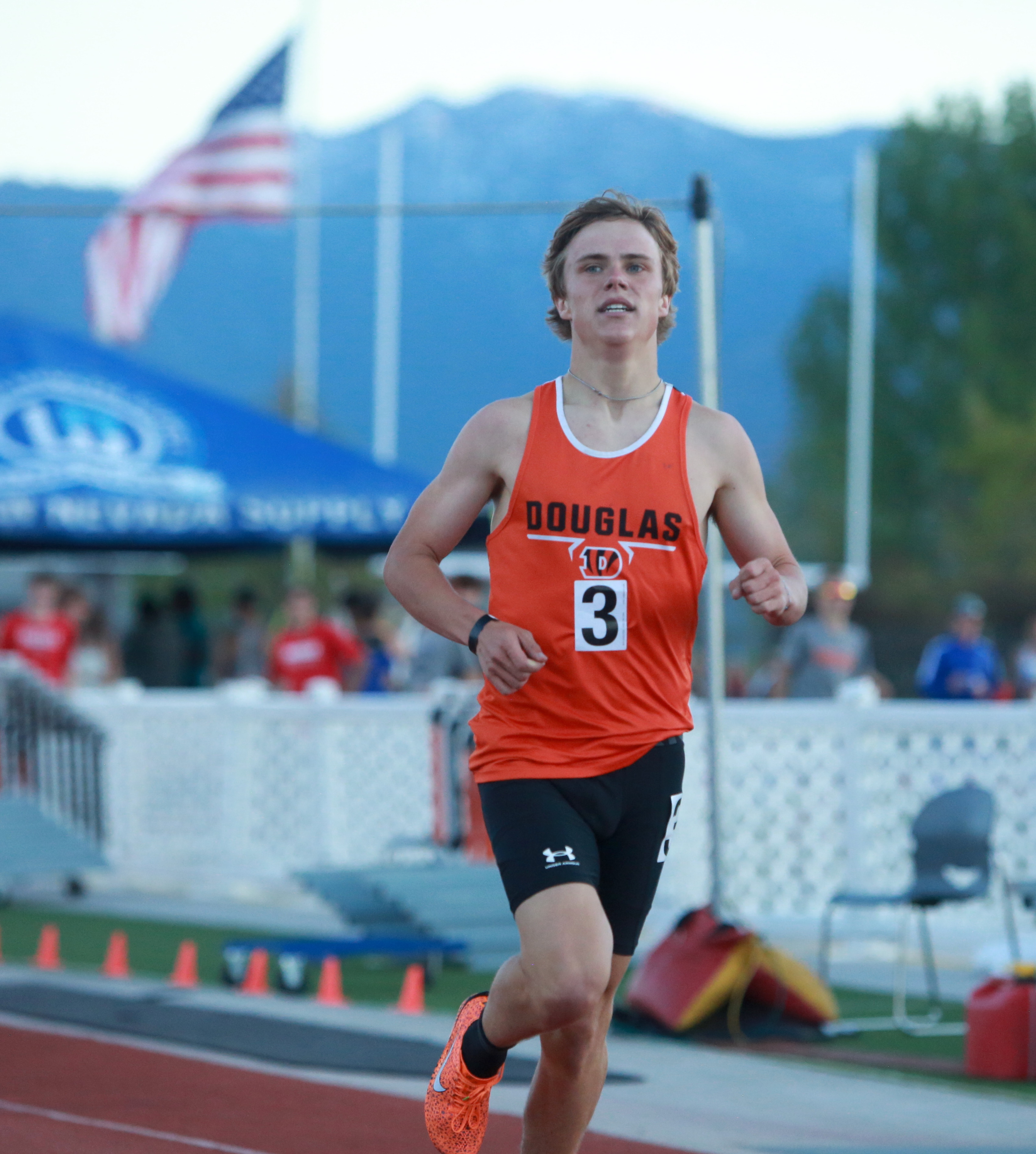 Douglas' Davis second in 1,600 and 3,200 | Serving Minden-Gardnerville and Carson Valley
