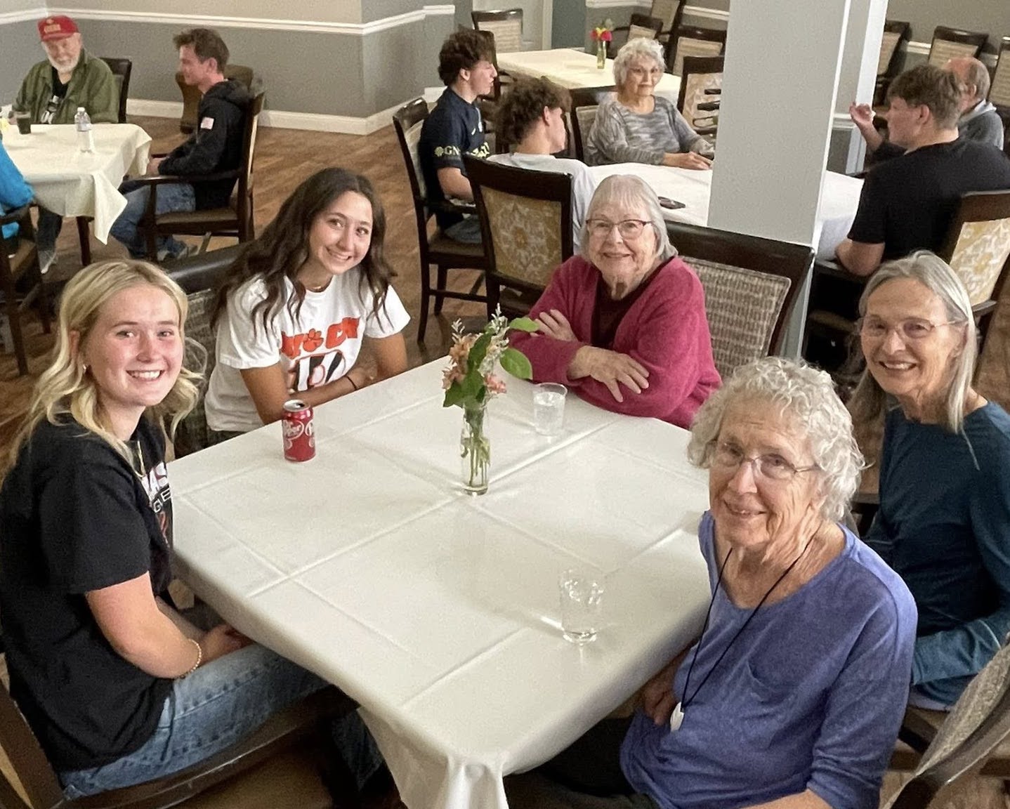 Douglas High Leadership students spend afternoon at senior home | Serving Minden-Gardnerville ...