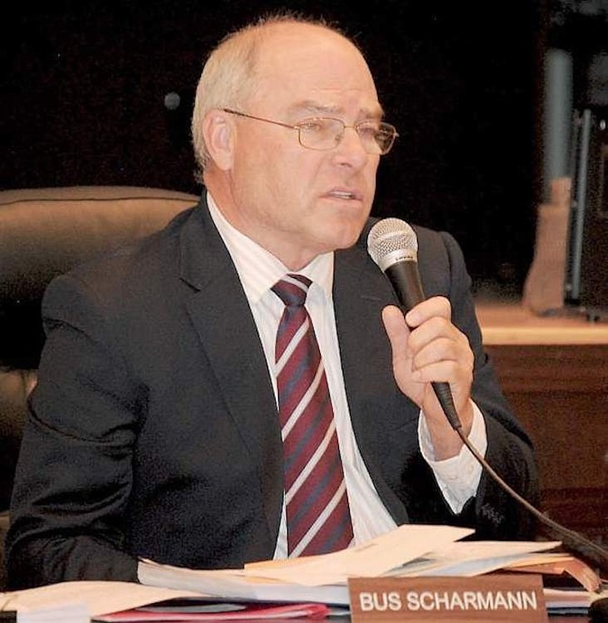 Bus Scharmann, former county commissioner and lifelong educator, dies ...