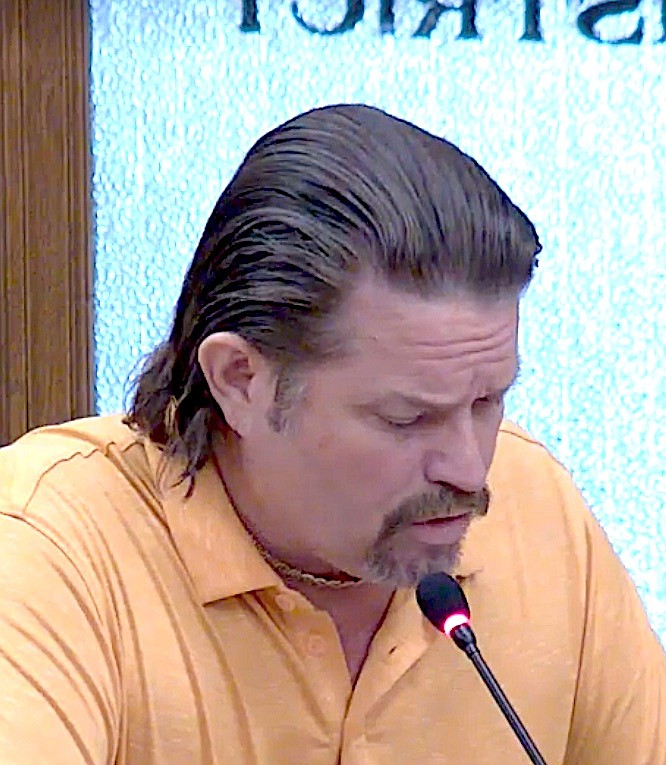 Former commission candidate competent to face charges | Serving Minden ...