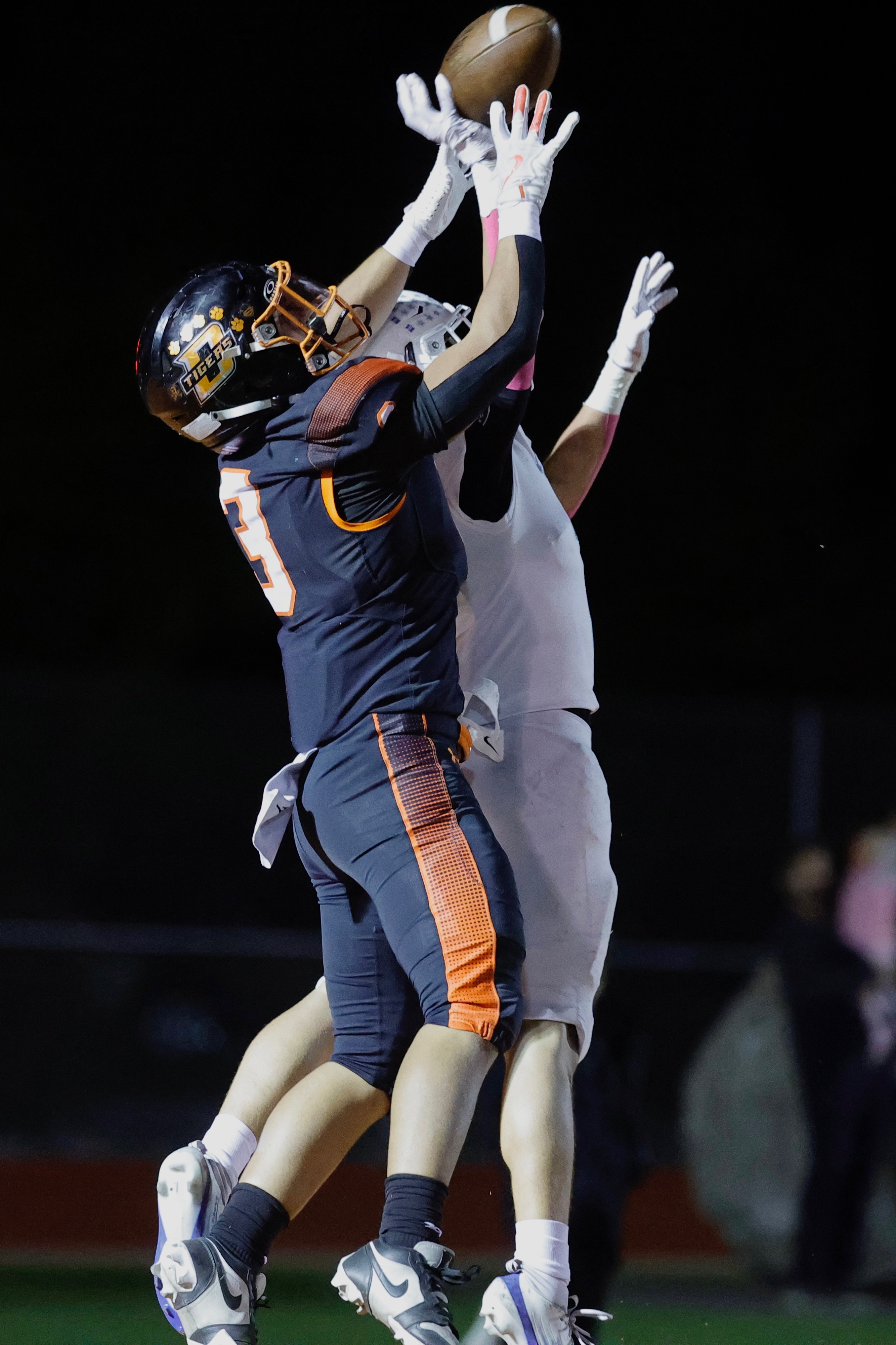 Tigers suffer defeat at hands of Senator football | Serving Minden ...