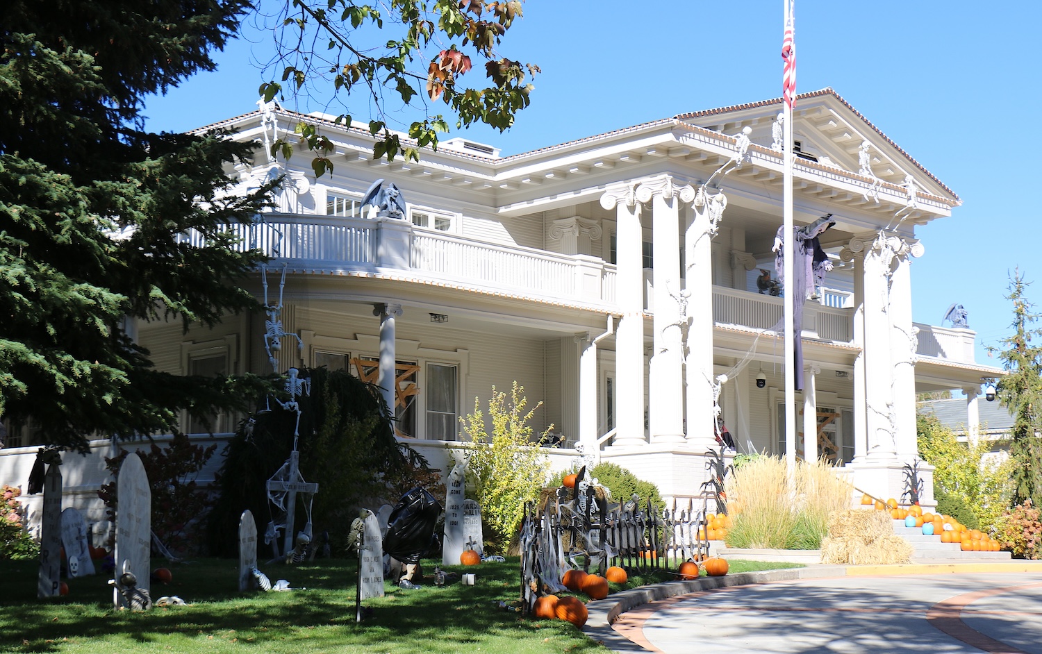 Halloween spirit on display at Governor’s Mansion | Carson City’s ...