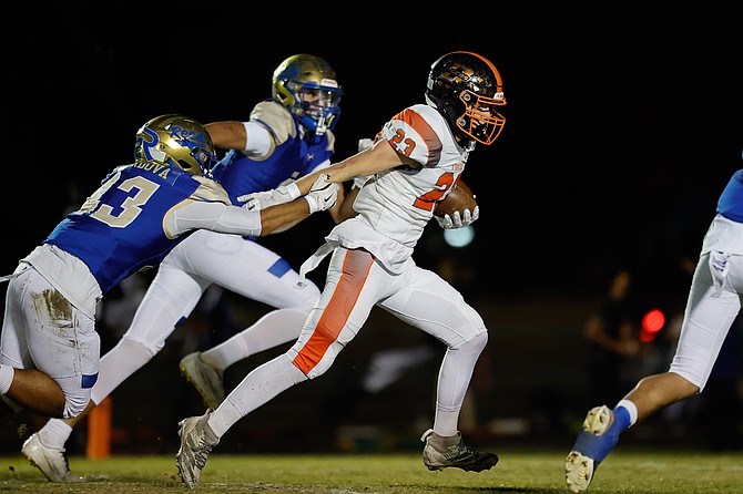 Raiders outlast Douglas football | Carson City’s Trusted News Source ...