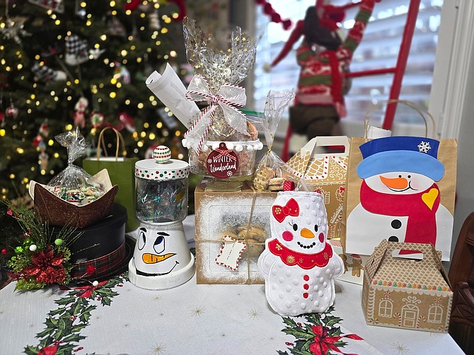 Elaine Marriott: Cannoli cookies conquer Christmas contest (recipe ...