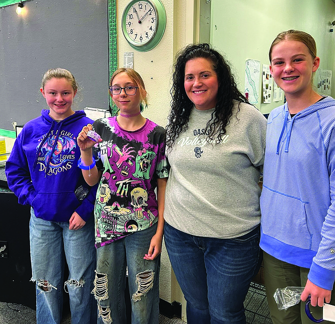 Oasis Academy students show support on Purple-Up Day | Carson City’s ...