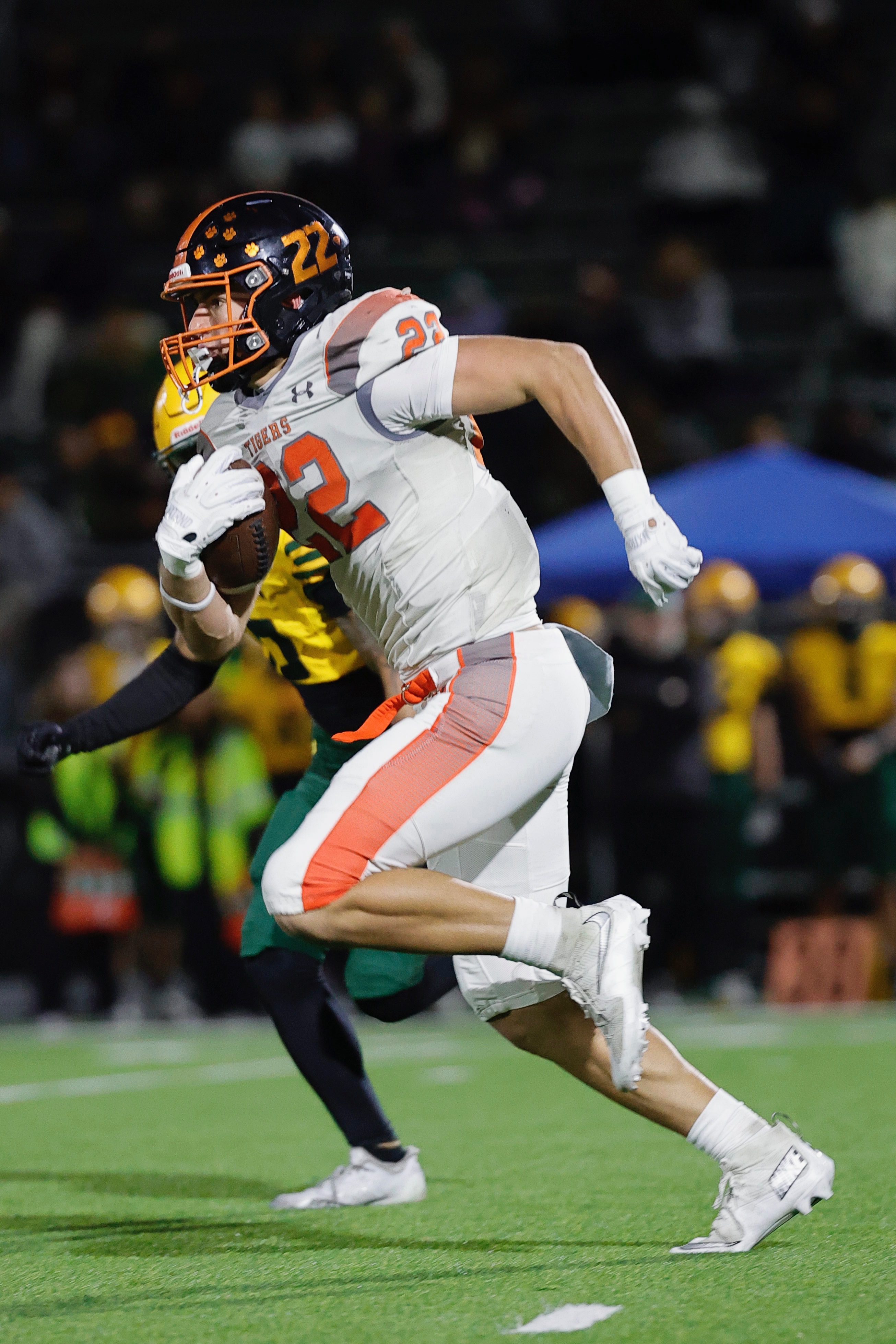 Miners squeak past Tiger football | Serving Minden-Gardnerville and ...