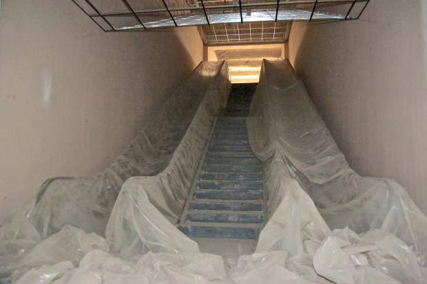 Ormsby House tour highlights interior work done to Carson City hotel ...